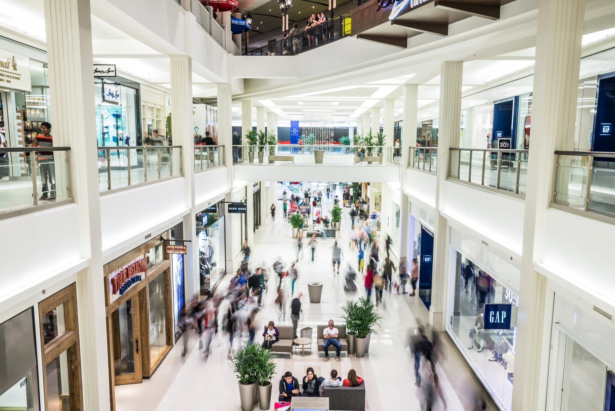 The 6 Largest Malls in America Ranked by Size and Wow Factor