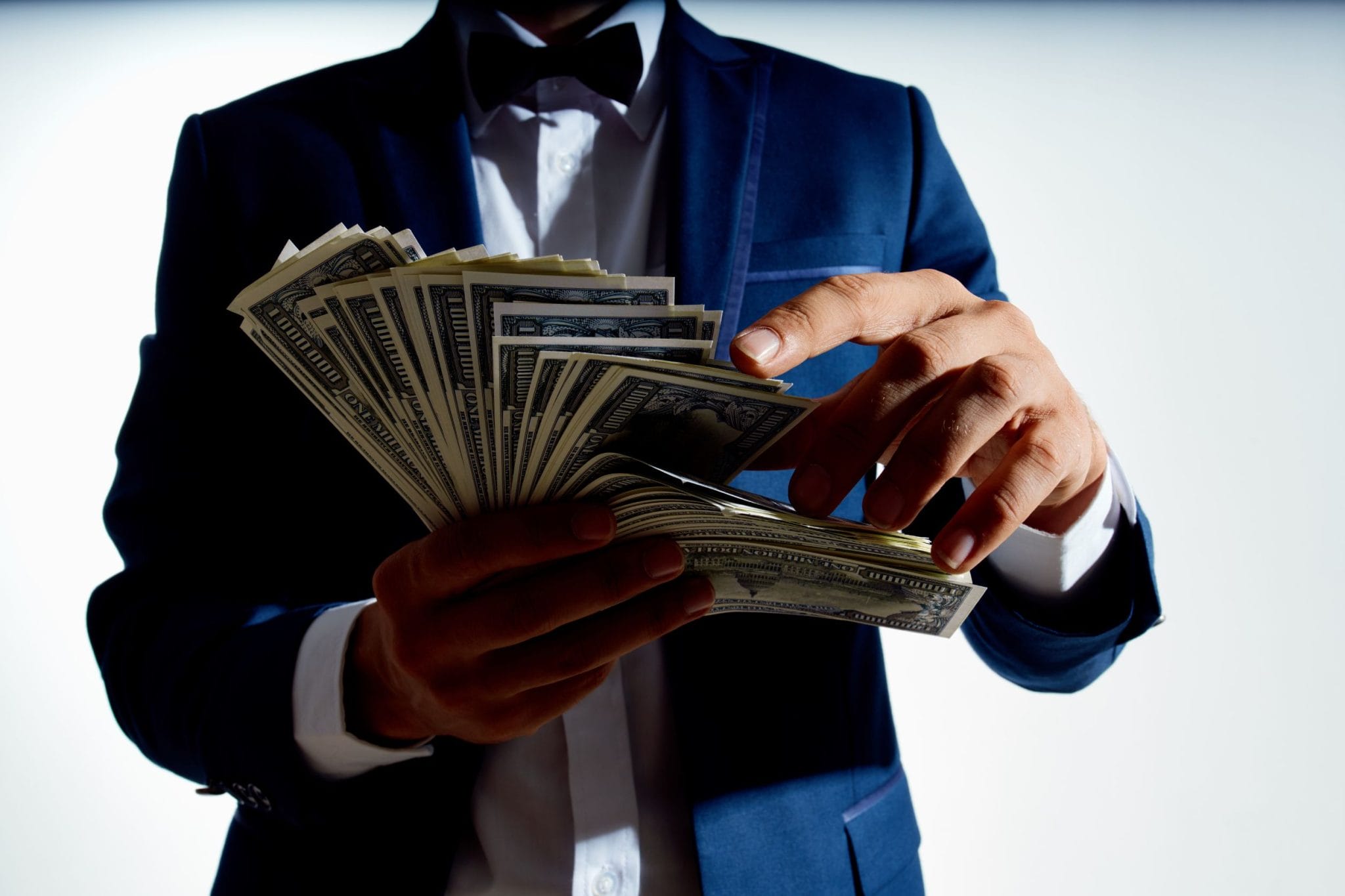 How to Spot a Fake ‘Rich’ Person vs. Someone Who’s Actually Wealthy